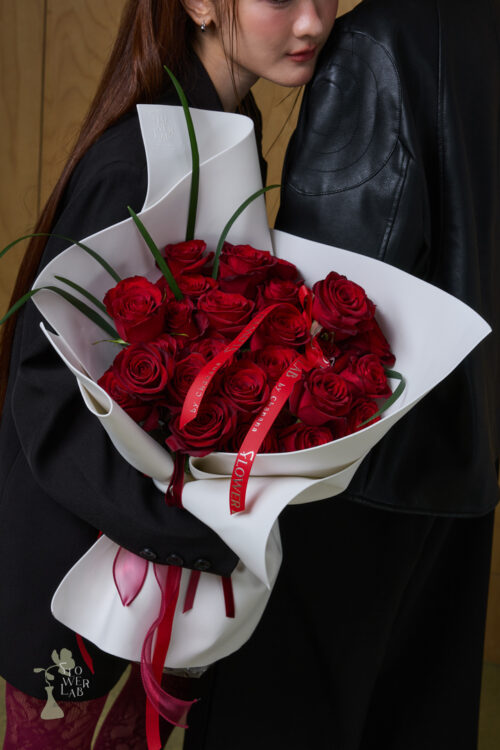 FCR-30 | Bouquet of 30 Red Roses| Flowerlab